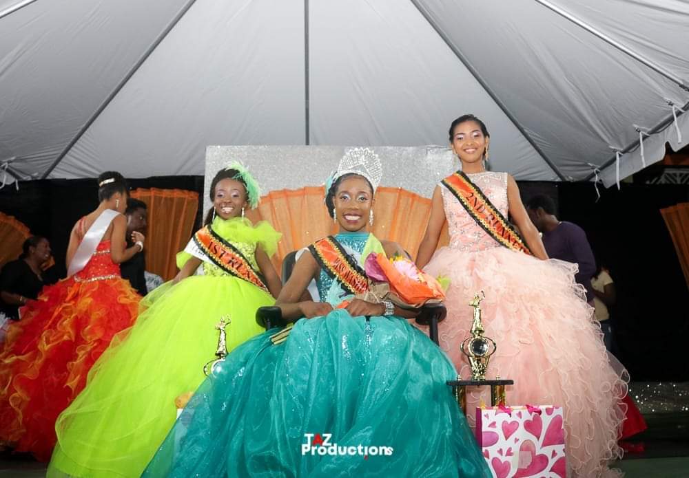 Shanika Johnson Crowned 2019 Miss WAHS